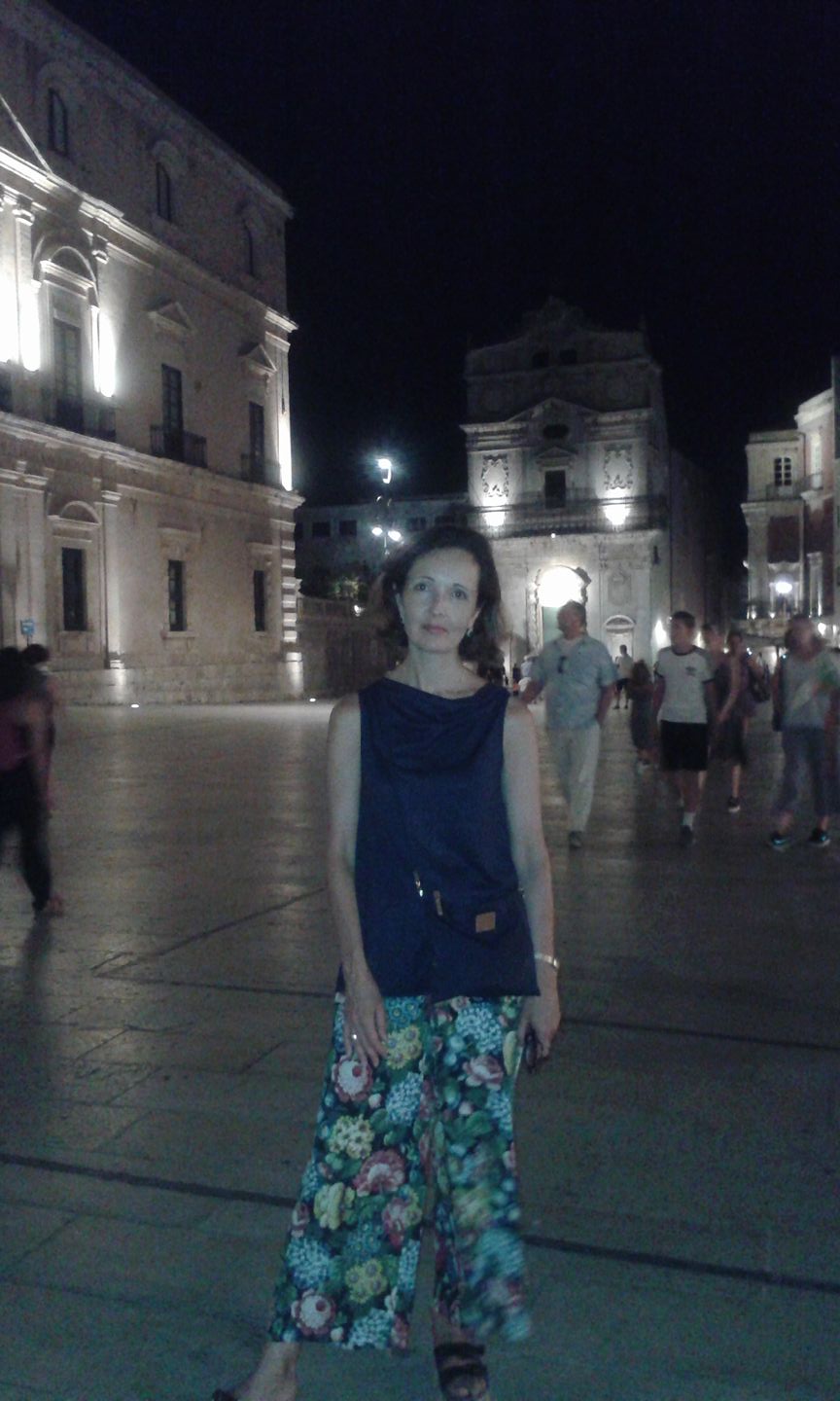 Prof.ssa Maria Arcidiacono - FILCOMPL - Centro Studi di Filosofia della ...